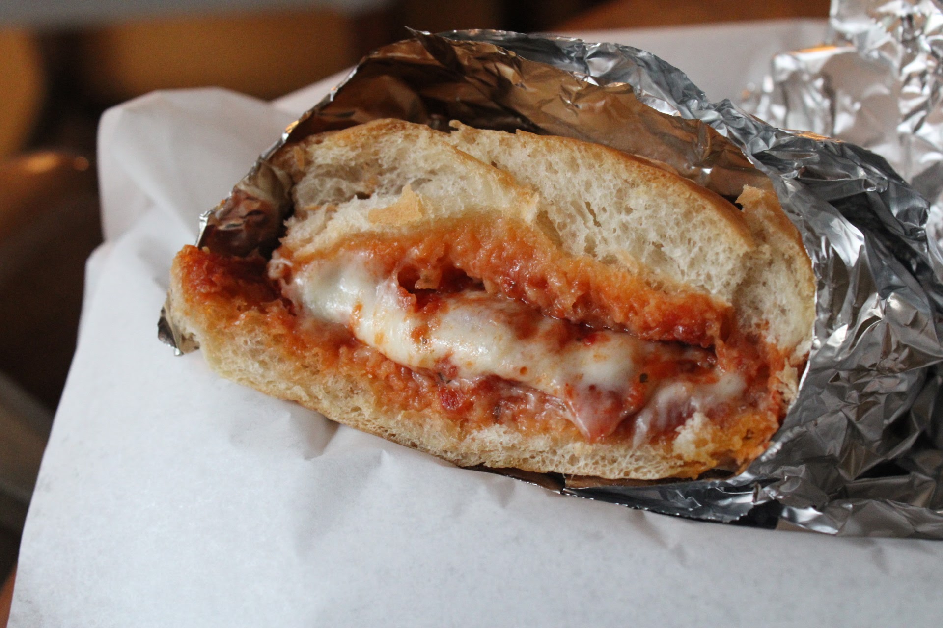Open-faced pizza sandwich – Bounded by Buns